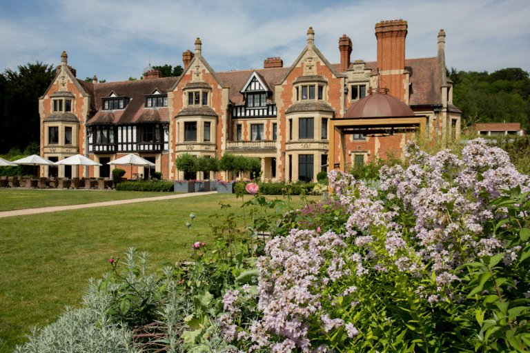 Evesham ∙ A real gem off the beaten Cotswold path – Cotswolds Concierge