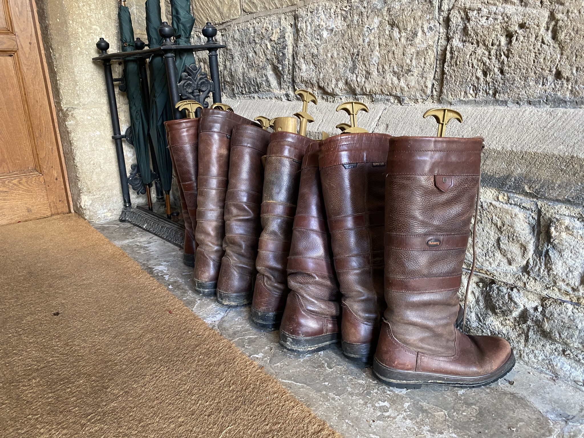 A Festive Afternoon Tea at Buckland Manor ∙ A Tale of Two Teas ...