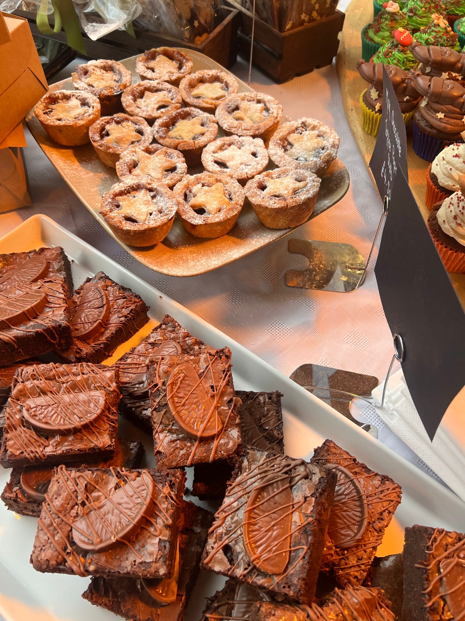 Christmas Market at The Fox at Barrington ∙ Sunday 10 December ...