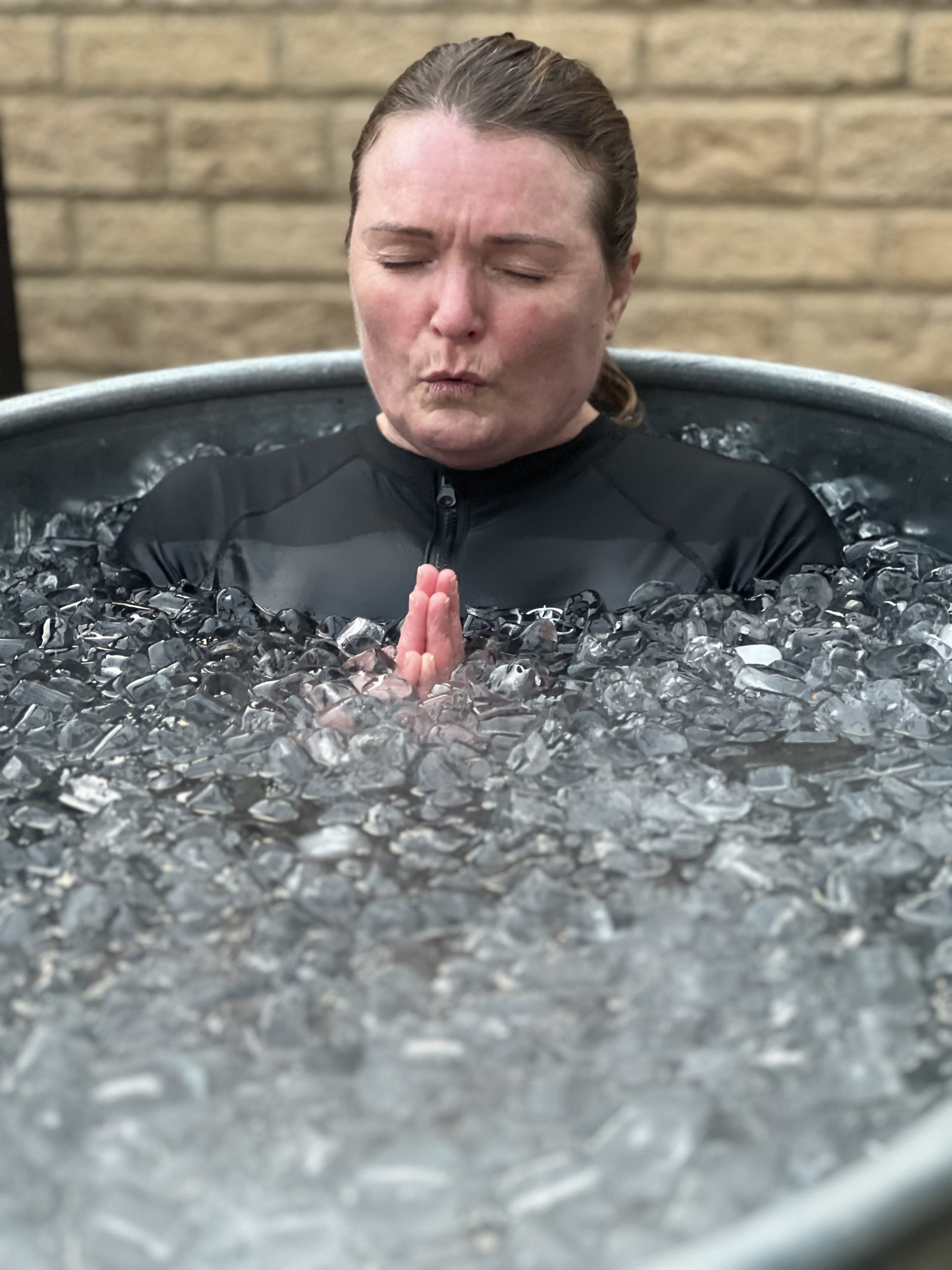 We took the ice plunge ∙ The Wim Hof Method workshop at The Lygon Arms ...