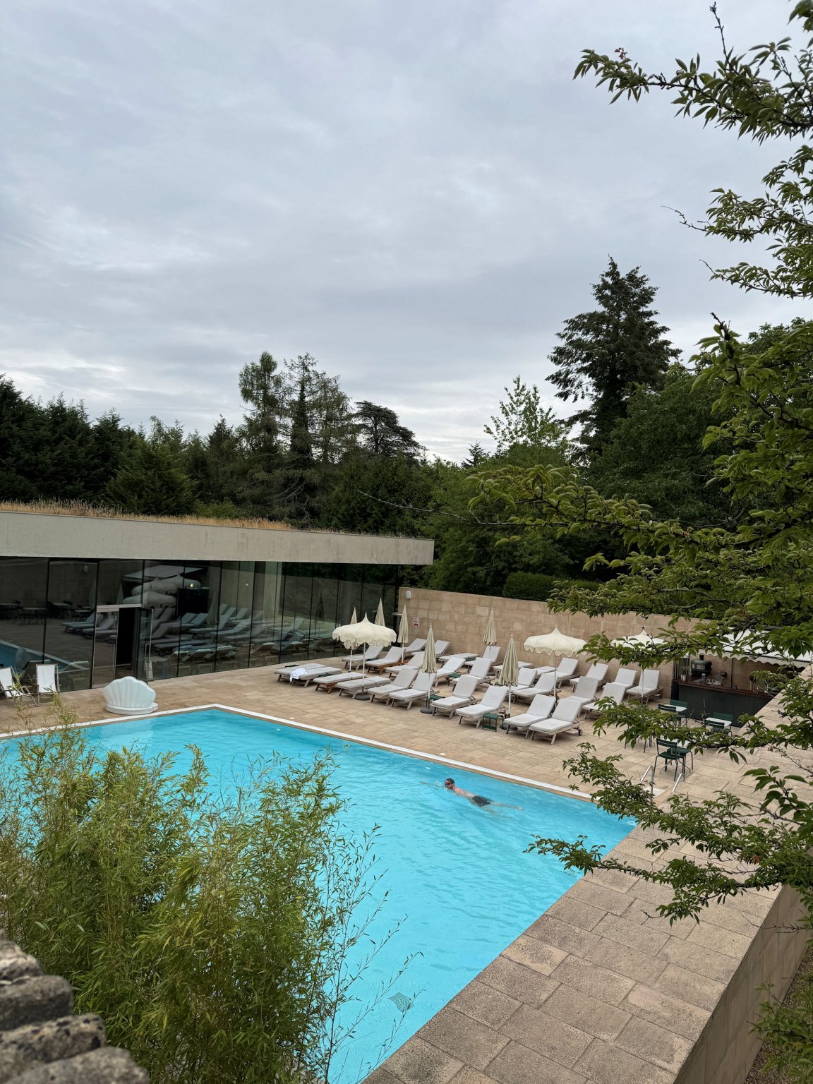 Relax in luxury ∙ Book a spa day at Cowley Manor Experimental ...