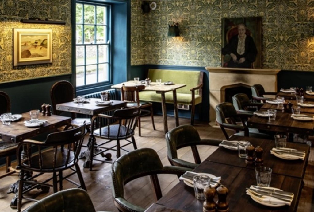 The Swan ∙ Ascott under Wychwood – Cotswolds Concierge